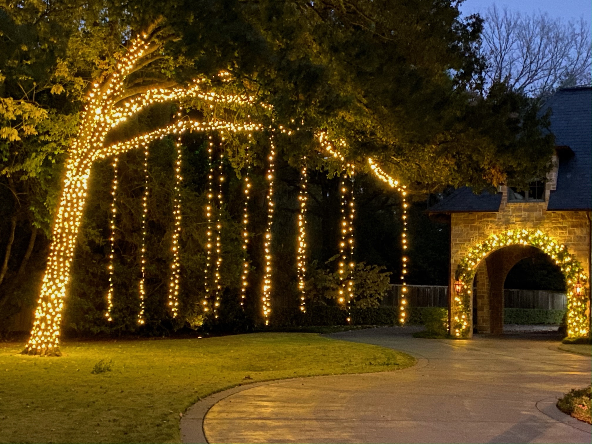 Christmas Light Installation Photo Gallery - No Fuss Lights